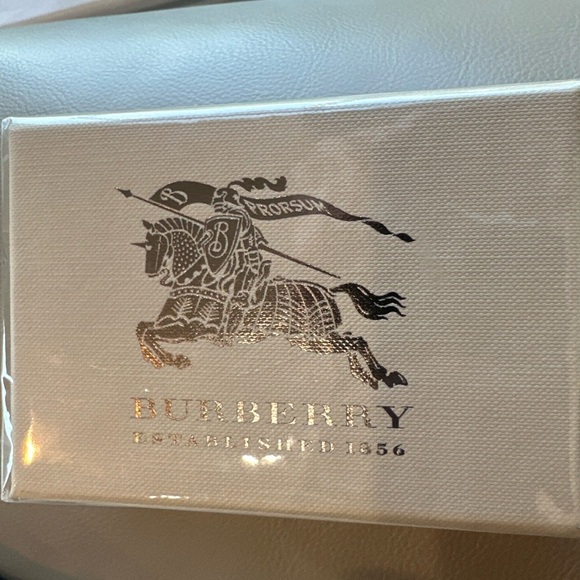 Burberry | Makeup | Burberry Beauty Box | Poshmark